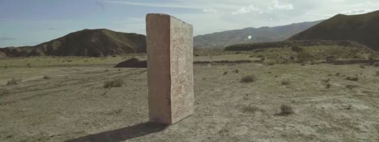 9GAG crée un monument pour rendre hommage aux plus grands mèmes de l ...