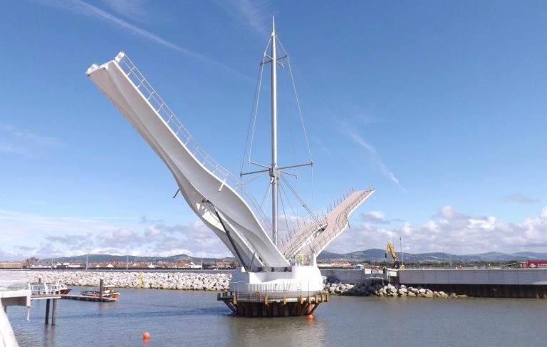 9 ponts créatifs et impressionnants dont l'architecture prend vie