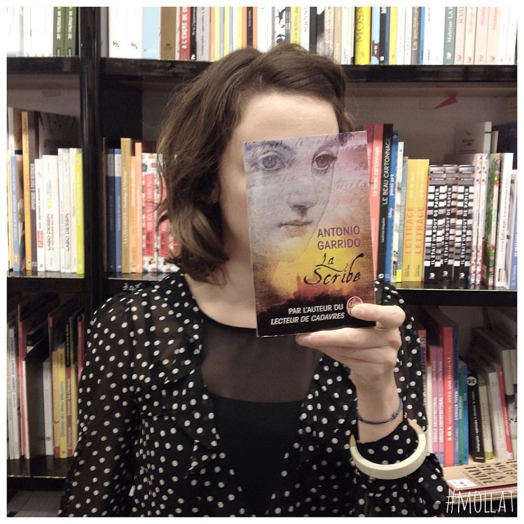 La librairie Mollat continue à mettre en scène ses couvertures de livres