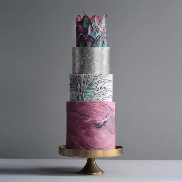 Cette pâtissière crée des gâteaux à étages artistiques inspirés d ...