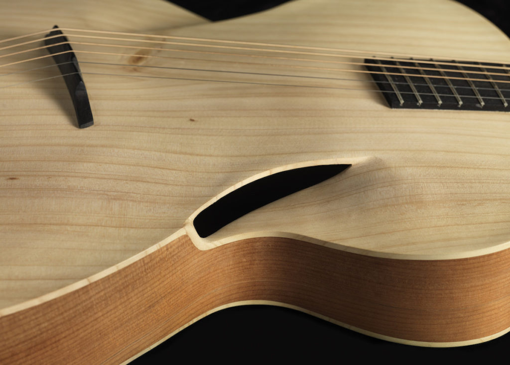 Ce fabricant réinvente le design de la traditionnelle guitare ...