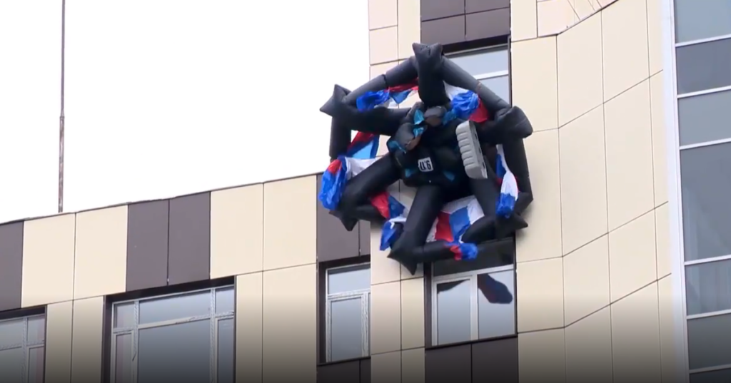 Cette invention surprenante vous sauve la vie d'un immeuble en flammes ...