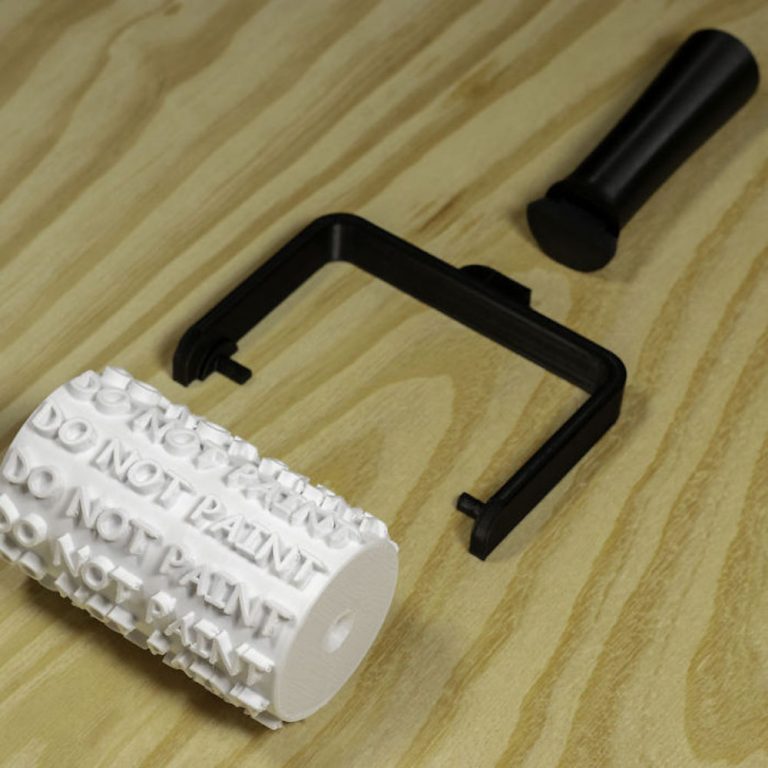 Ce créatif imagine des inventions inutiles pour répondre à des ...