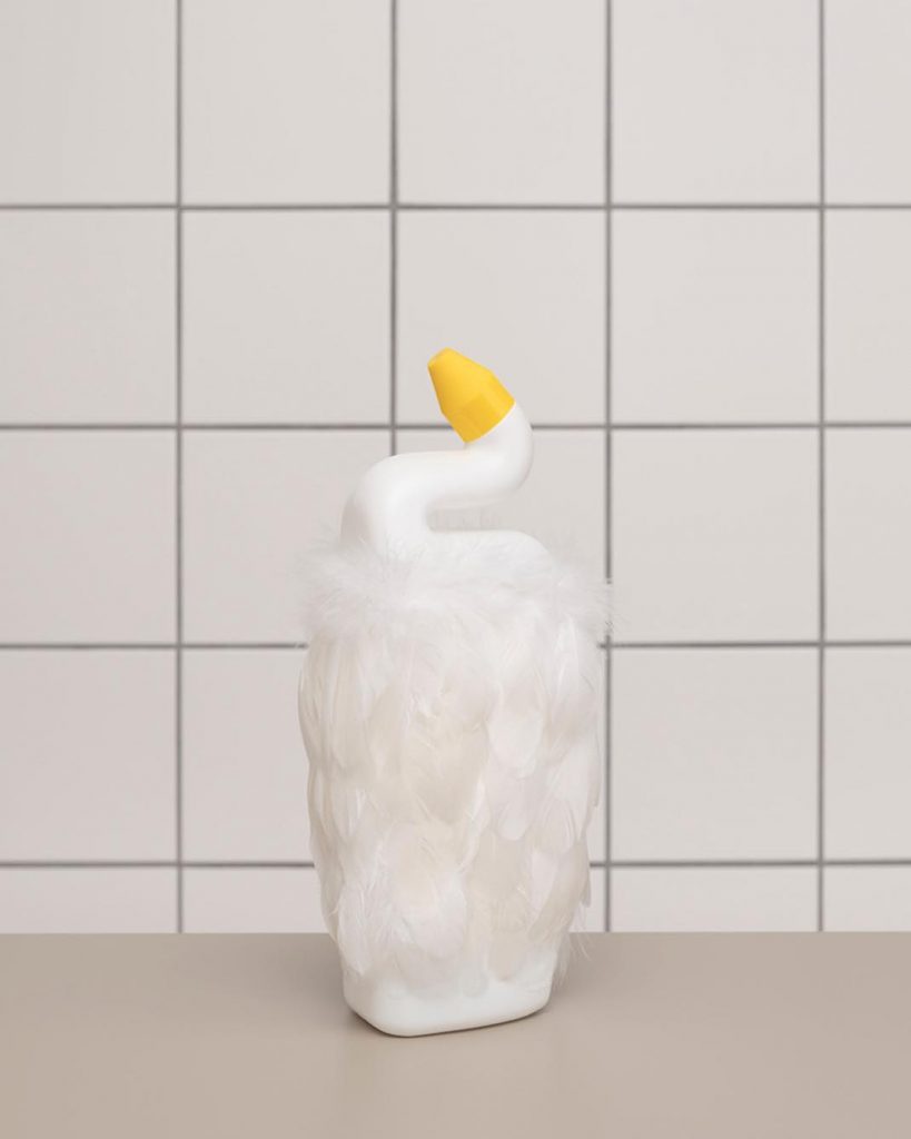 Ces objets inutilisables offrent un savoureux mélange d’art et d ...