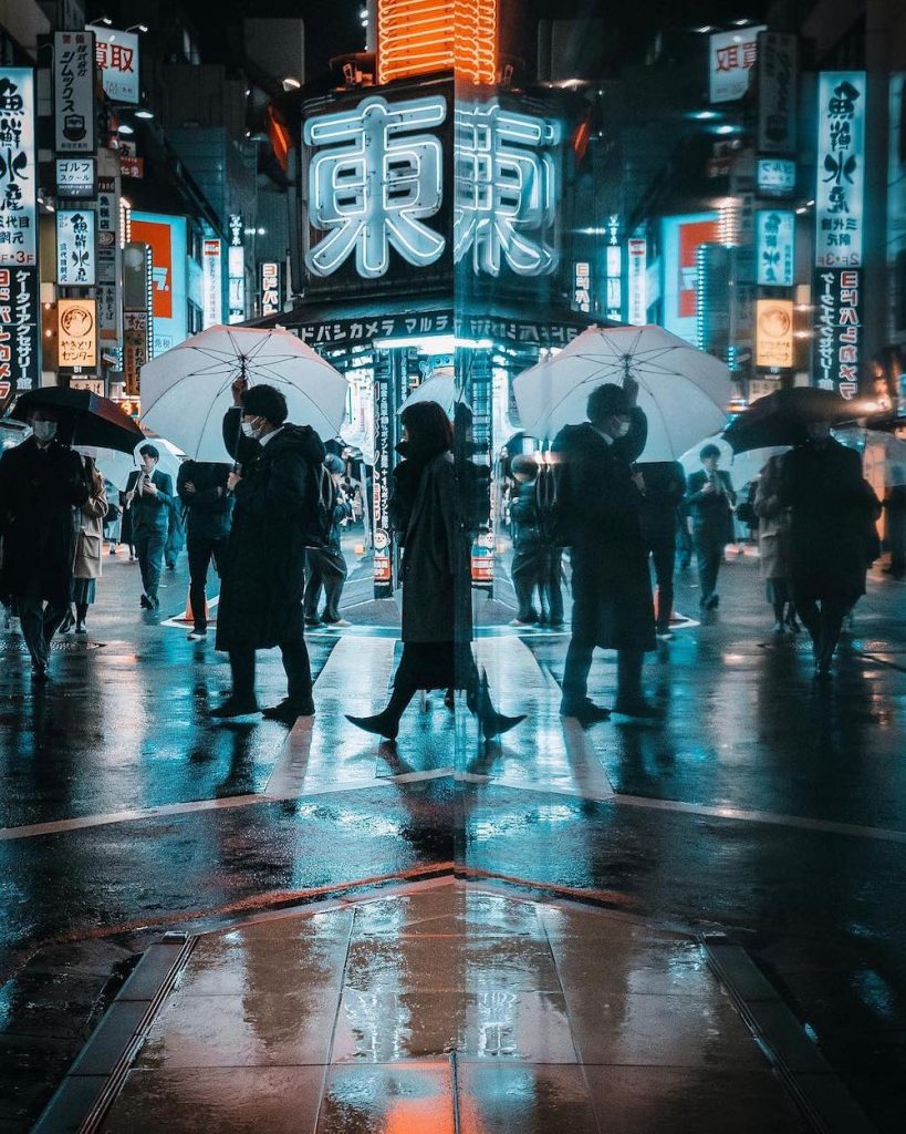 Au Japon, ce photographe révèle la magie de la ville de Tokyo la nuit tombée