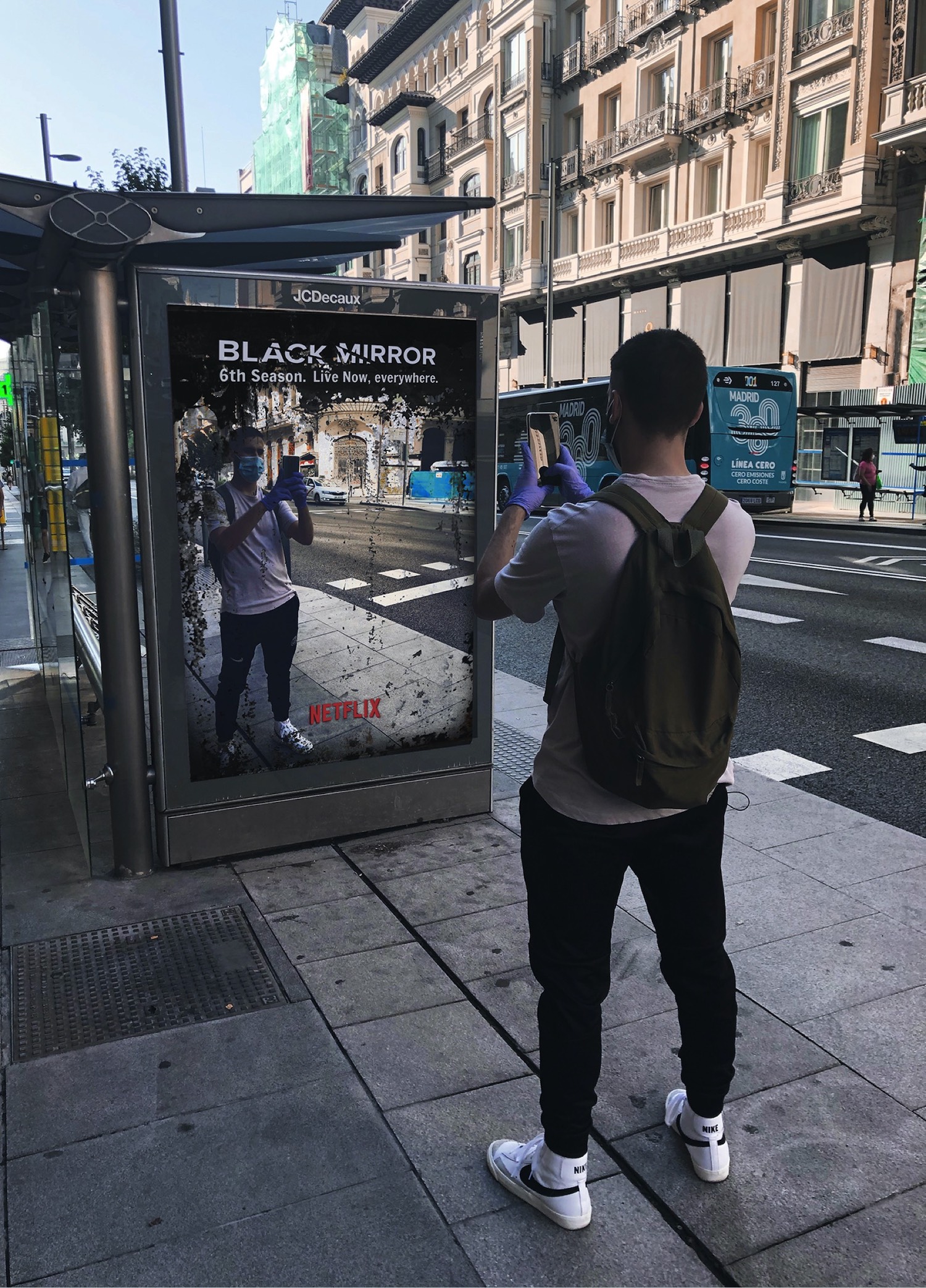 Cette (fausse) campagne de pub pour la série Black Mirror est tout ...