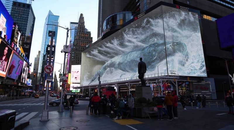 Une vague ultraréaliste prend vie sur un écran géant de Times Square