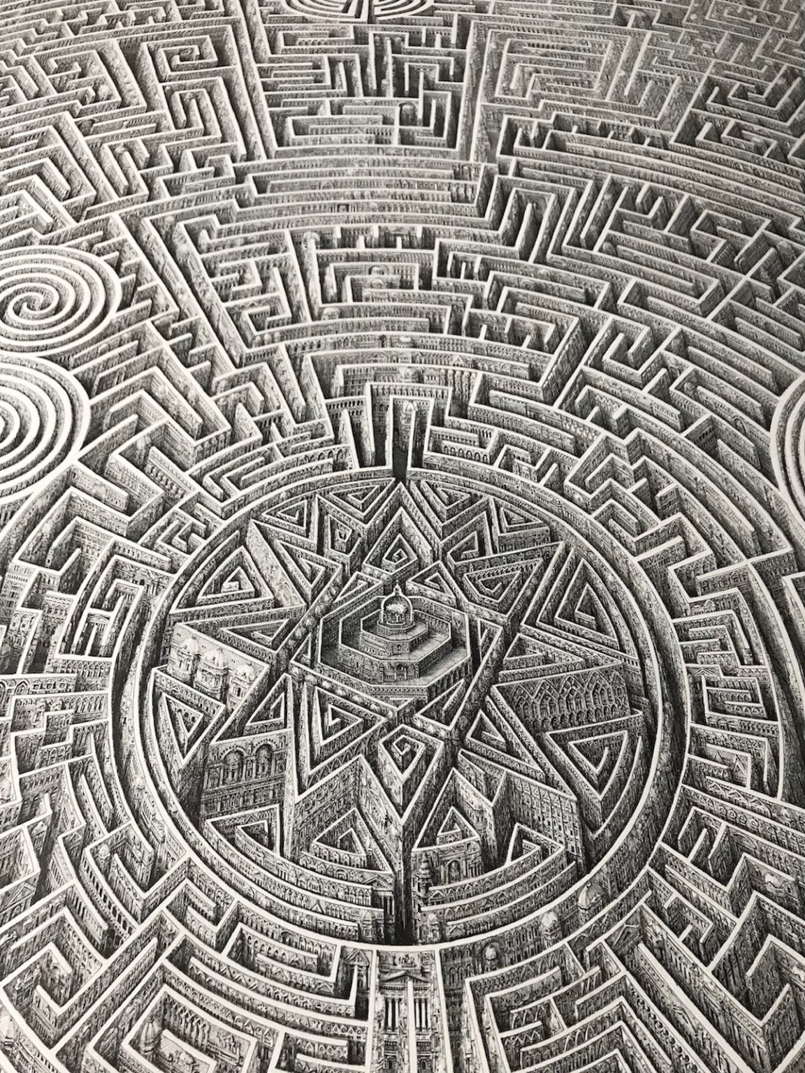 Les illustrations étourdissantes de précision de l'artiste Benjamin Sack