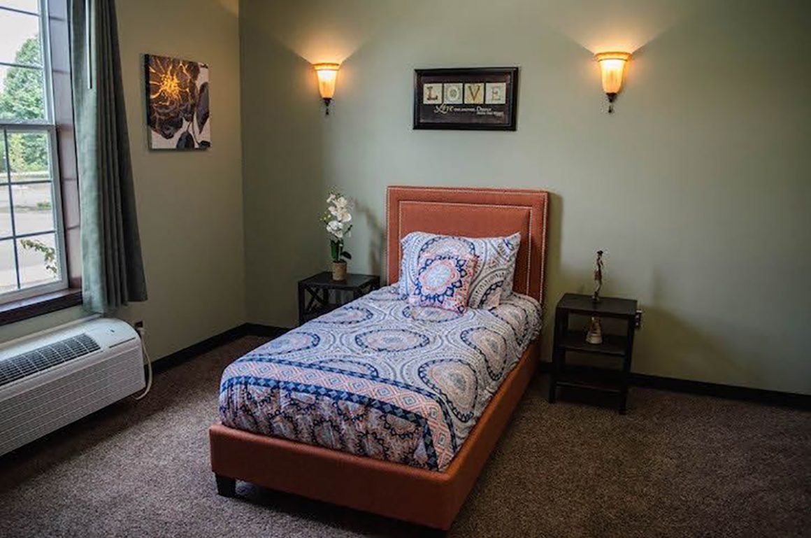 Cette maison de retraite personnalise les chambres en petites maisons ...