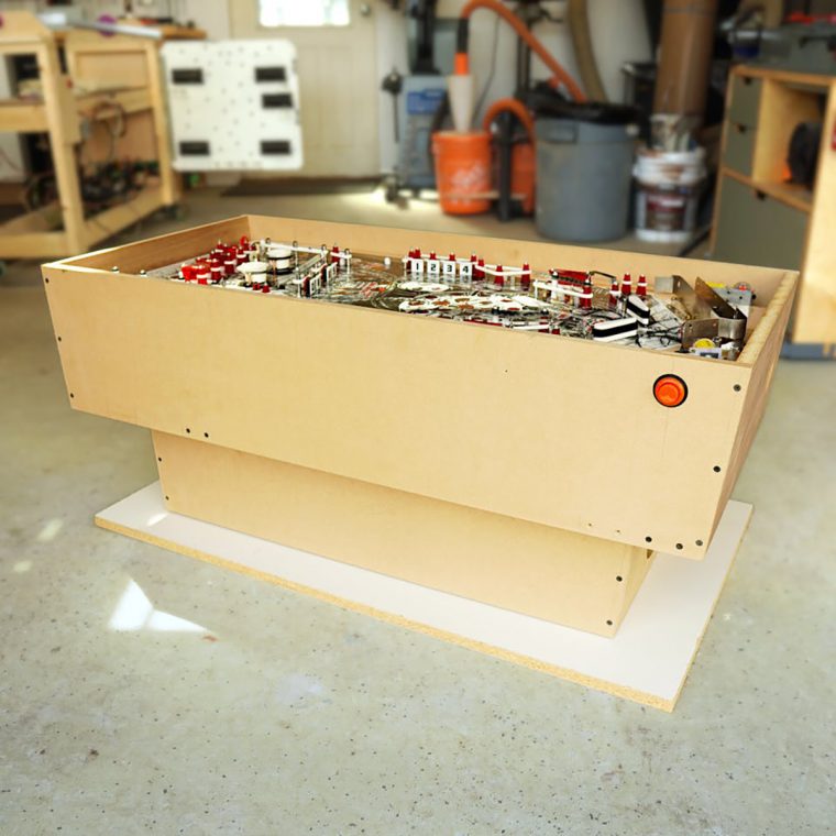 Il fabrique une table basse qui intègre un flipper 100% fonctionnel des ...