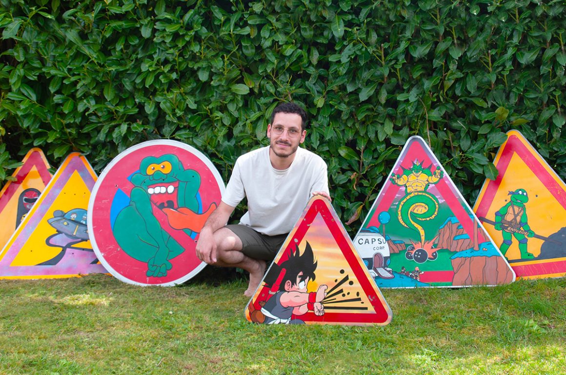 Il détourne les panneaux de signalisation avec des personnages de la ...