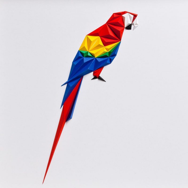 L’artiste Paperpan crée d’impressionnants origamis avec des feuilles ...