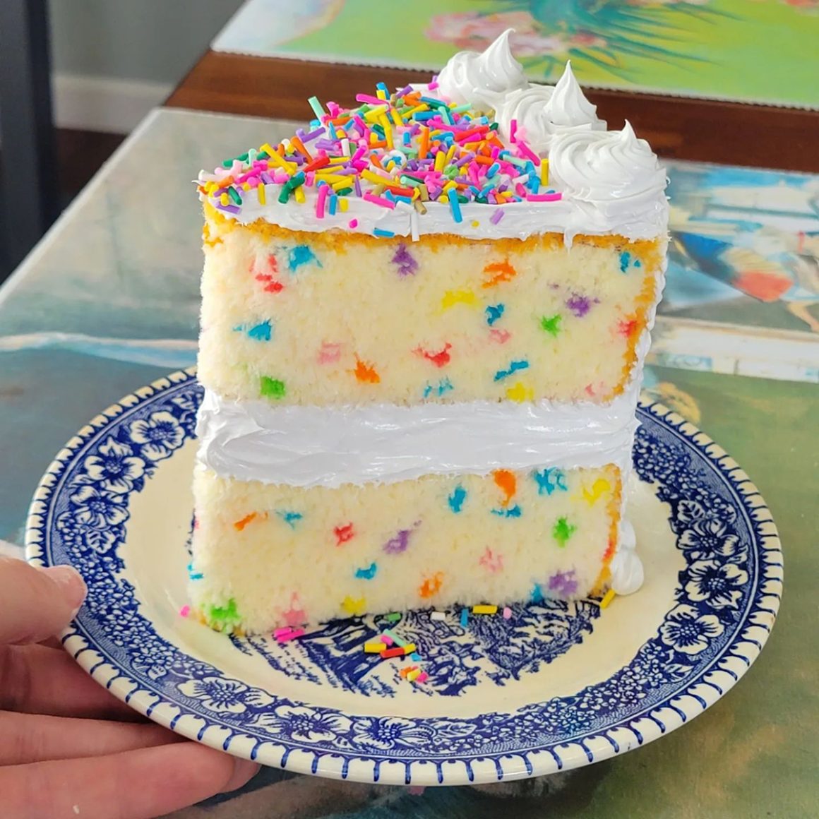 Les délicieuses et gourmandes broderies de gâteaux de l’artiste Heather ...