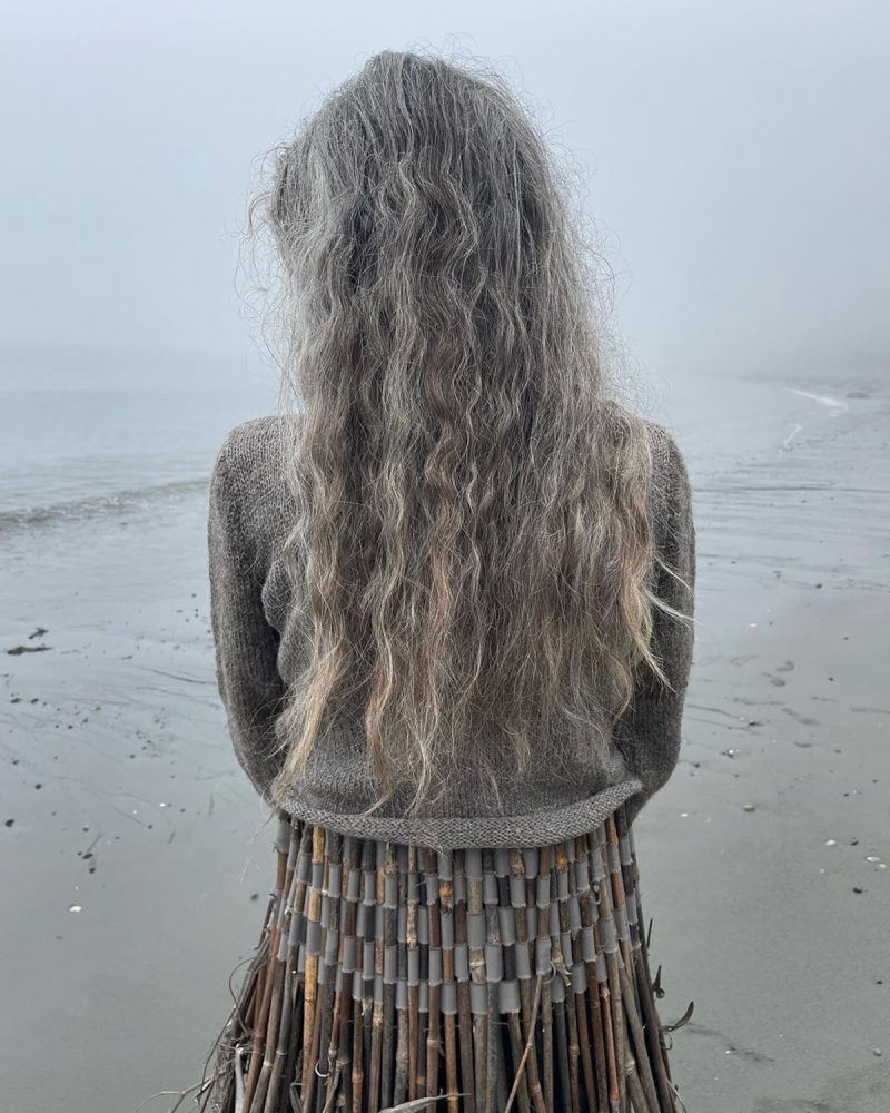 Les costumes 100% végétaux et insolites de l'artiste Jeanne Simmons