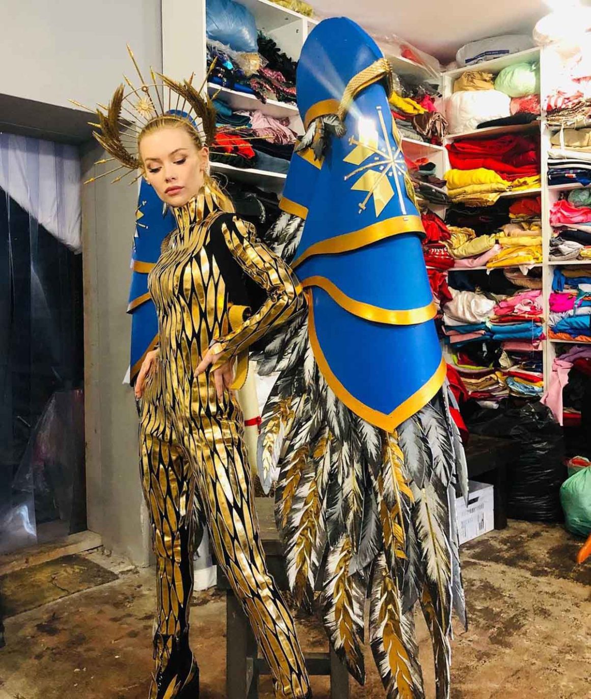 Pour Miss Univers 2023, Miss Ukraine dévoile un incroyable costume de ...