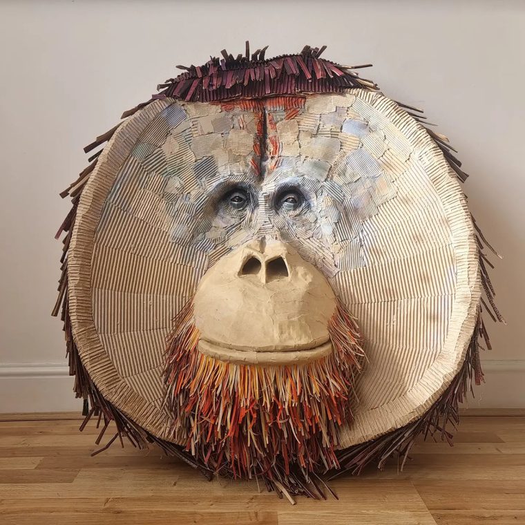 Les sculptures réalistes d'animaux sauvages en carton de Josh ...