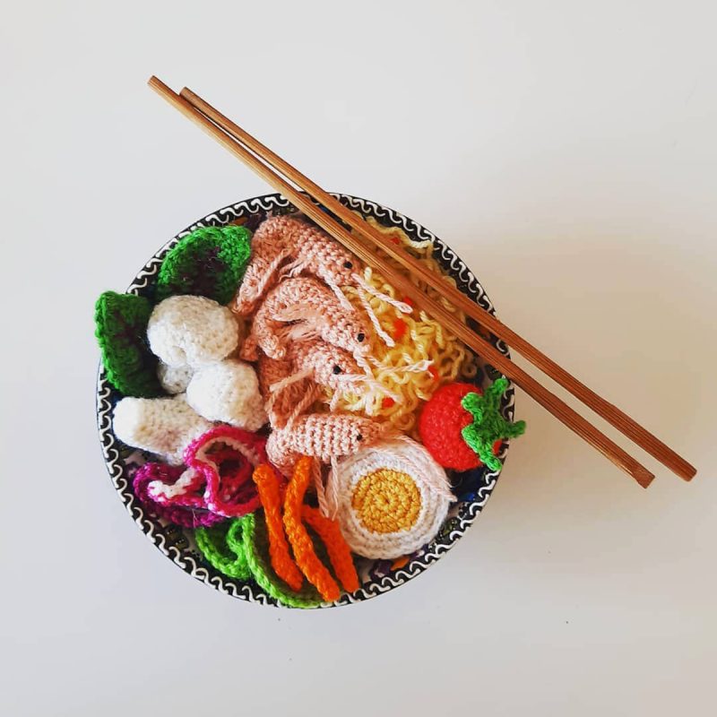 Experte du crochet, elle confectionne des aliments au réalisme étonnant