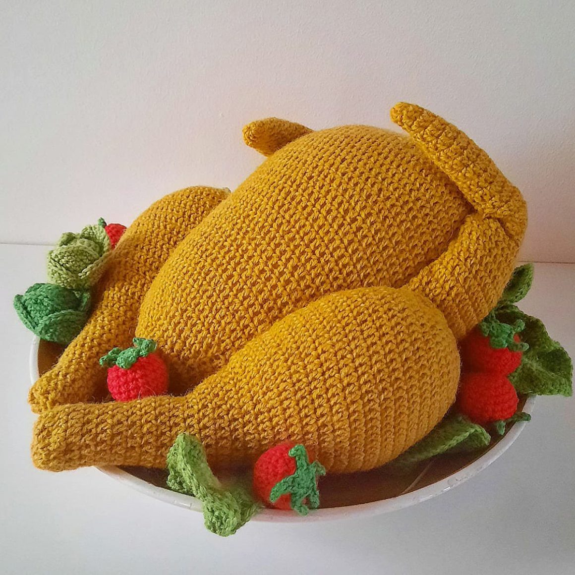 Experte du crochet, elle confectionne des aliments au réalisme étonnant