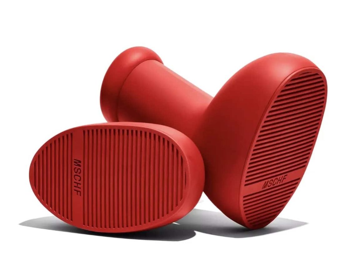 Une paire de bottes rouges montantes inspirée d’Astro Boy affole ...