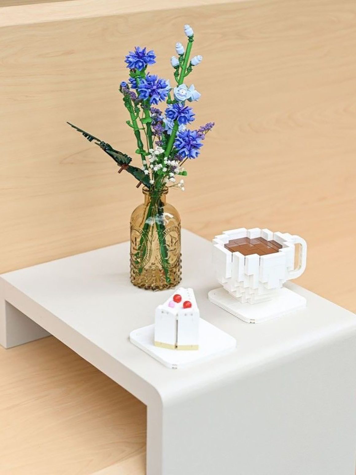 À Taïwan, LEGO ouvre sa première boutique de fleurs à monter soi-même