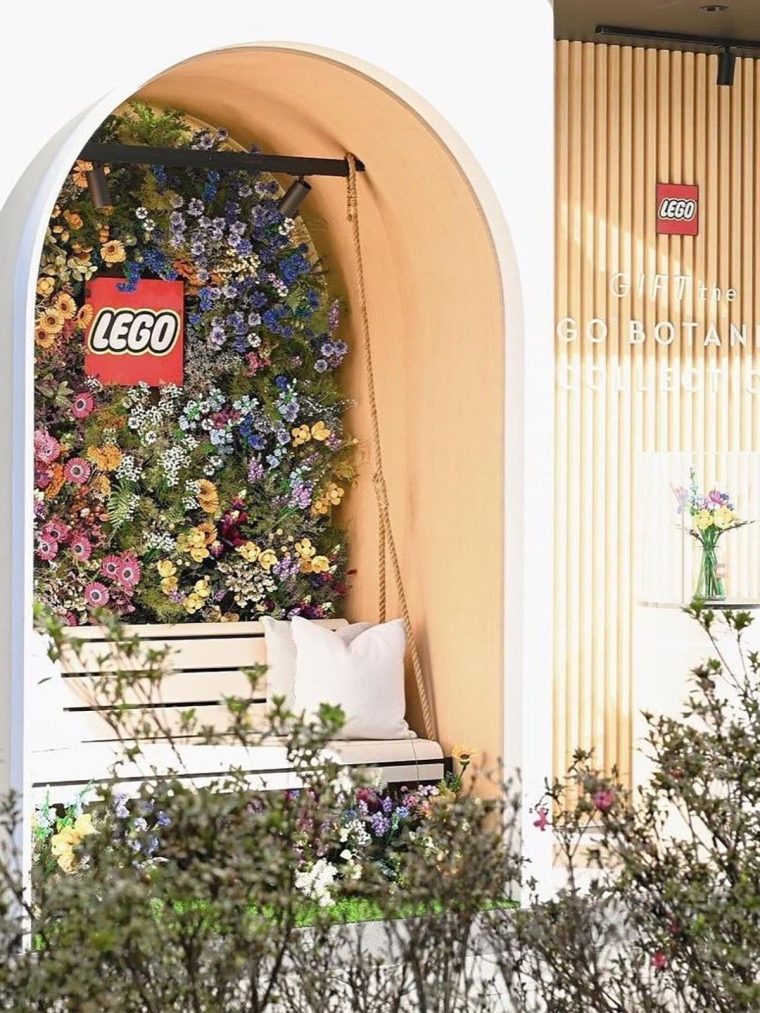 À Taïwan, LEGO ouvre sa première boutique de fleurs à monter soi-même