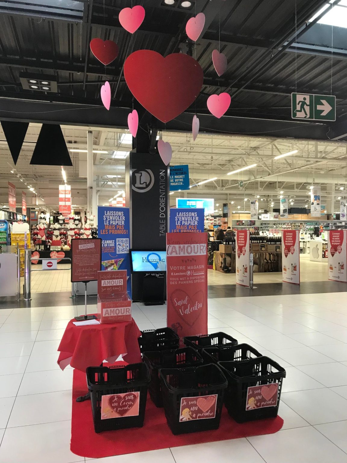 Saint-Valentin : ce Leclerc propose des paniers "cœur à prendre" à ses ...