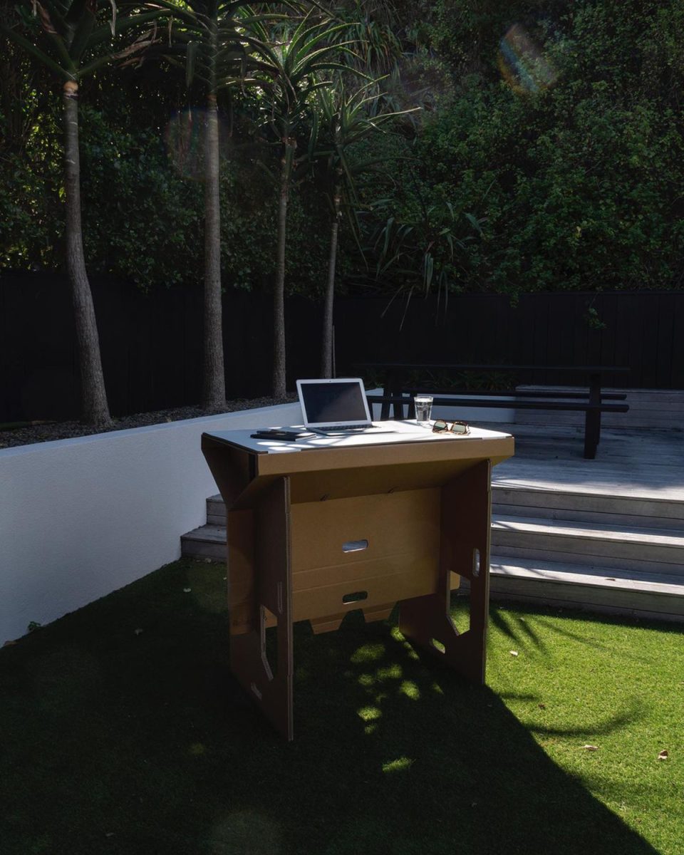 Refold : le bureau en carton pliable et modulable pour travailler n ...