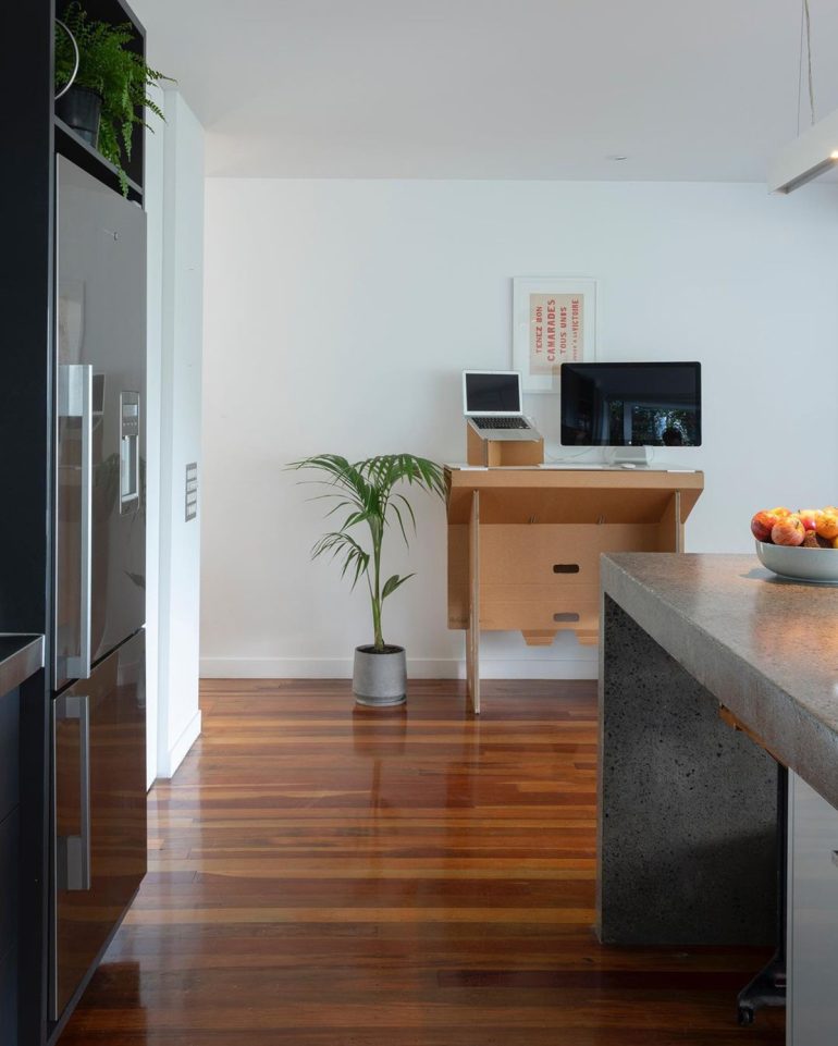 Refold : le bureau en carton pliable et modulable pour travailler n ...