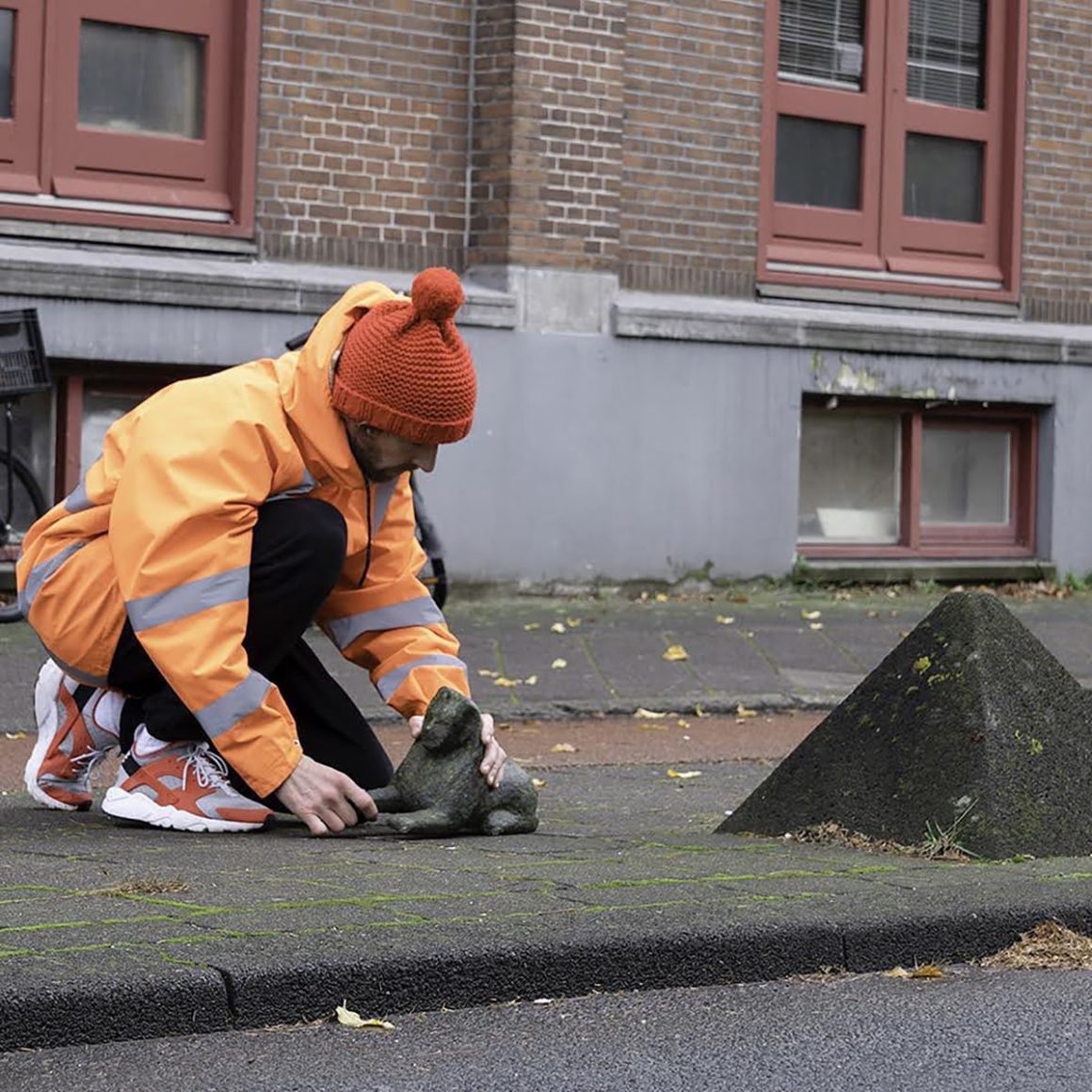 L'artiste Frankey détourne la rue avec créativité : voici 30 de ses ...