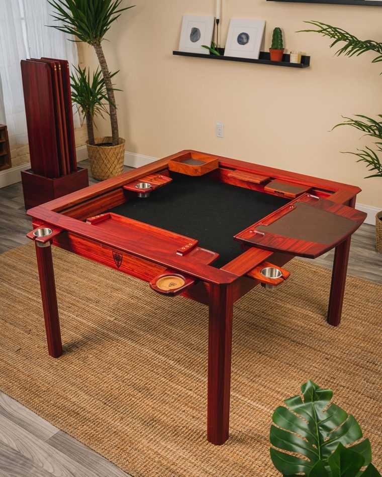 Une table à manger 100% modulable conçue pour les jeux de société