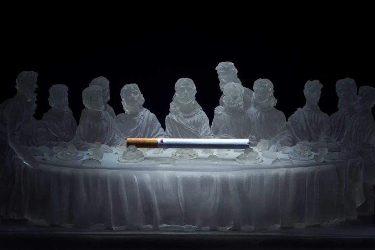 Il dénonce l’addiction au tabac avec des photographies créatives (15 ...