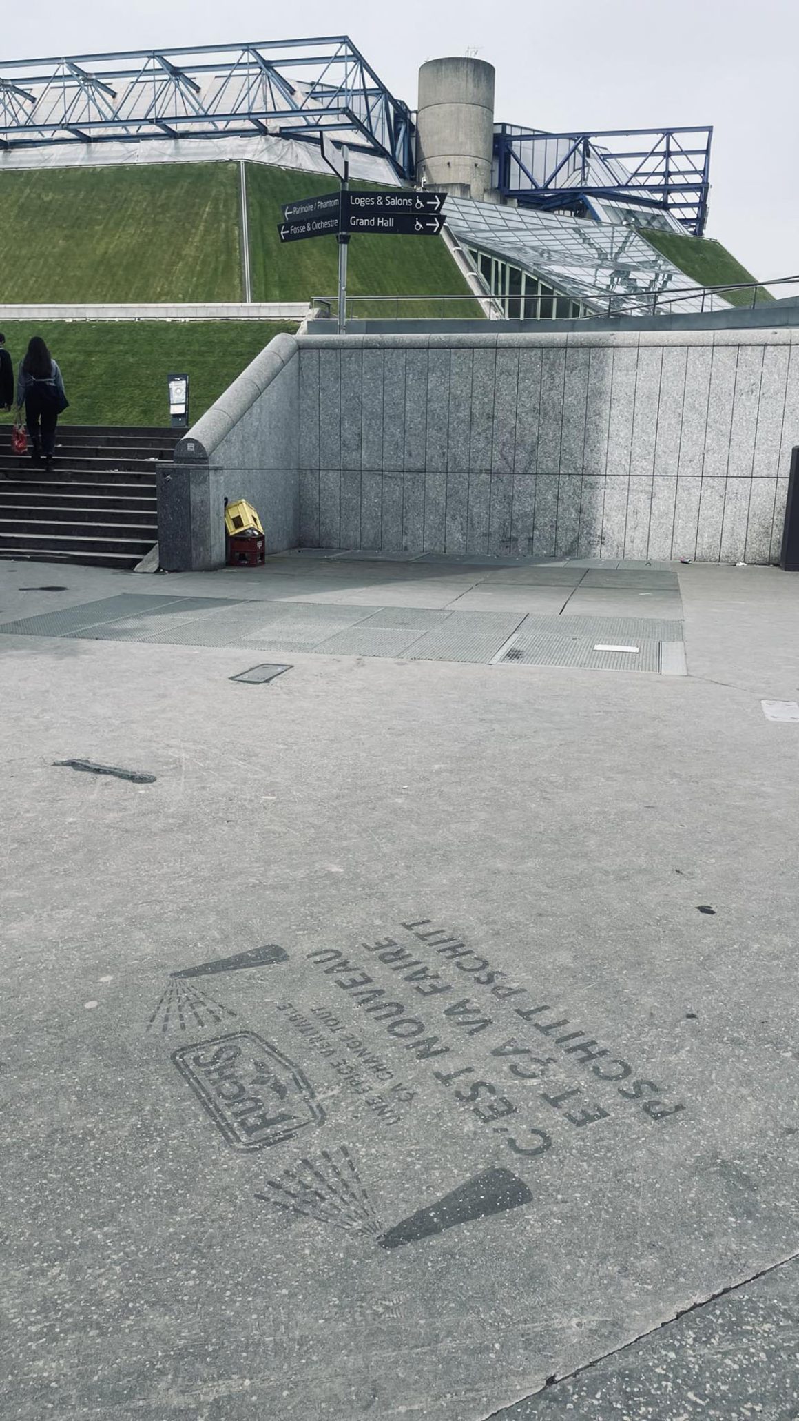 FUCHS lance un spray d’épices dans une campagne qui fait Pschitt Pschitt