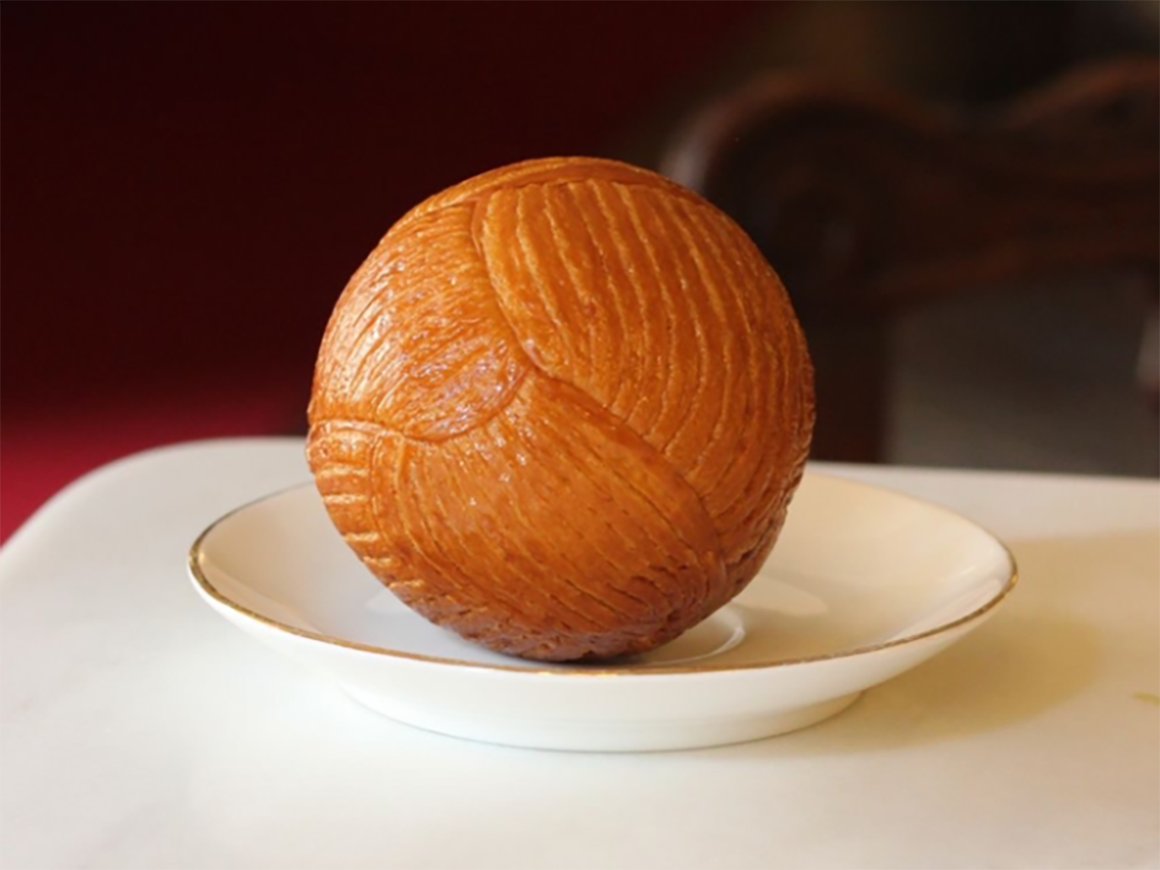 En Italie, cette boulangerie commercialise des croissants en forme de ...