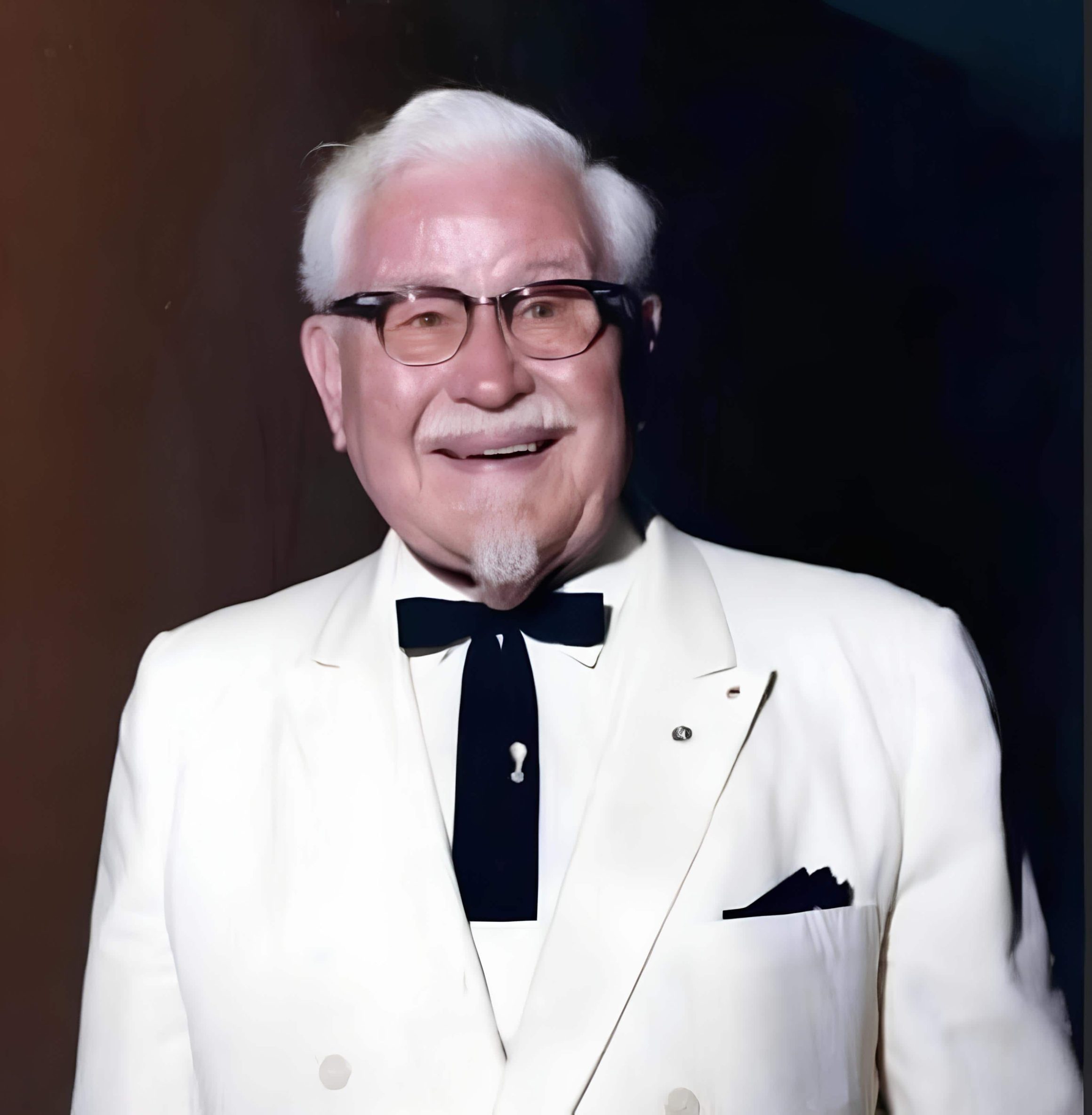 KFC détourne le nœud du Colonel Sanders en horloge pour communiquer ses ...