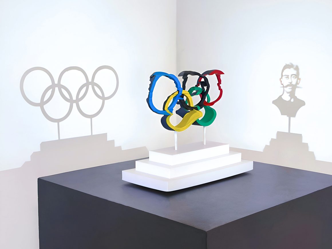 Ces brillantes sculptures en anamorphose rendent hommage aux JO