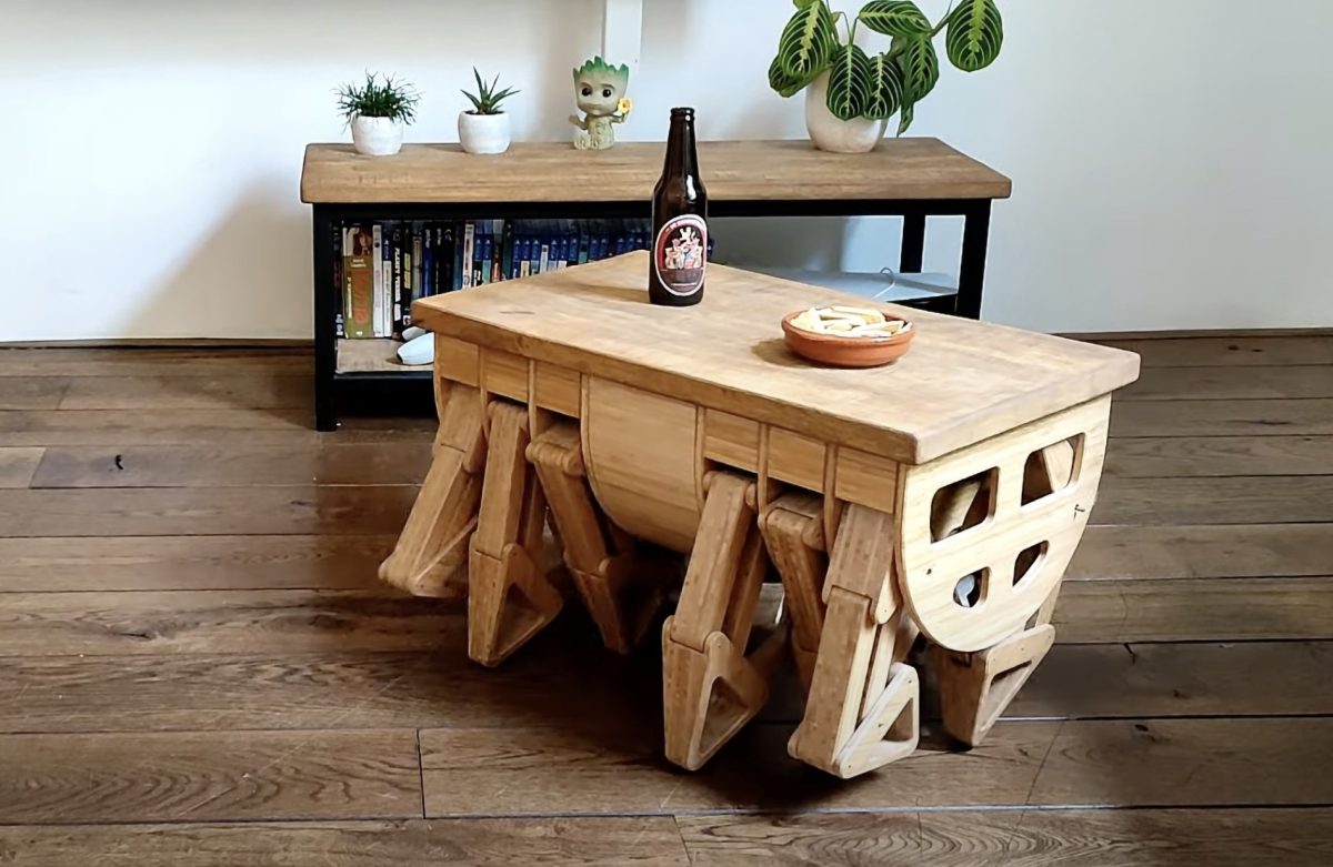Carpentopod : une table basse qui marche pour vous apporter votre bière ...