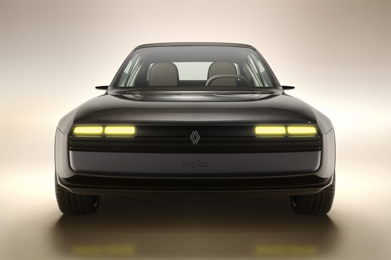 Renault réinvente sa mythique R17 dans une version néo-rétro électrique ...