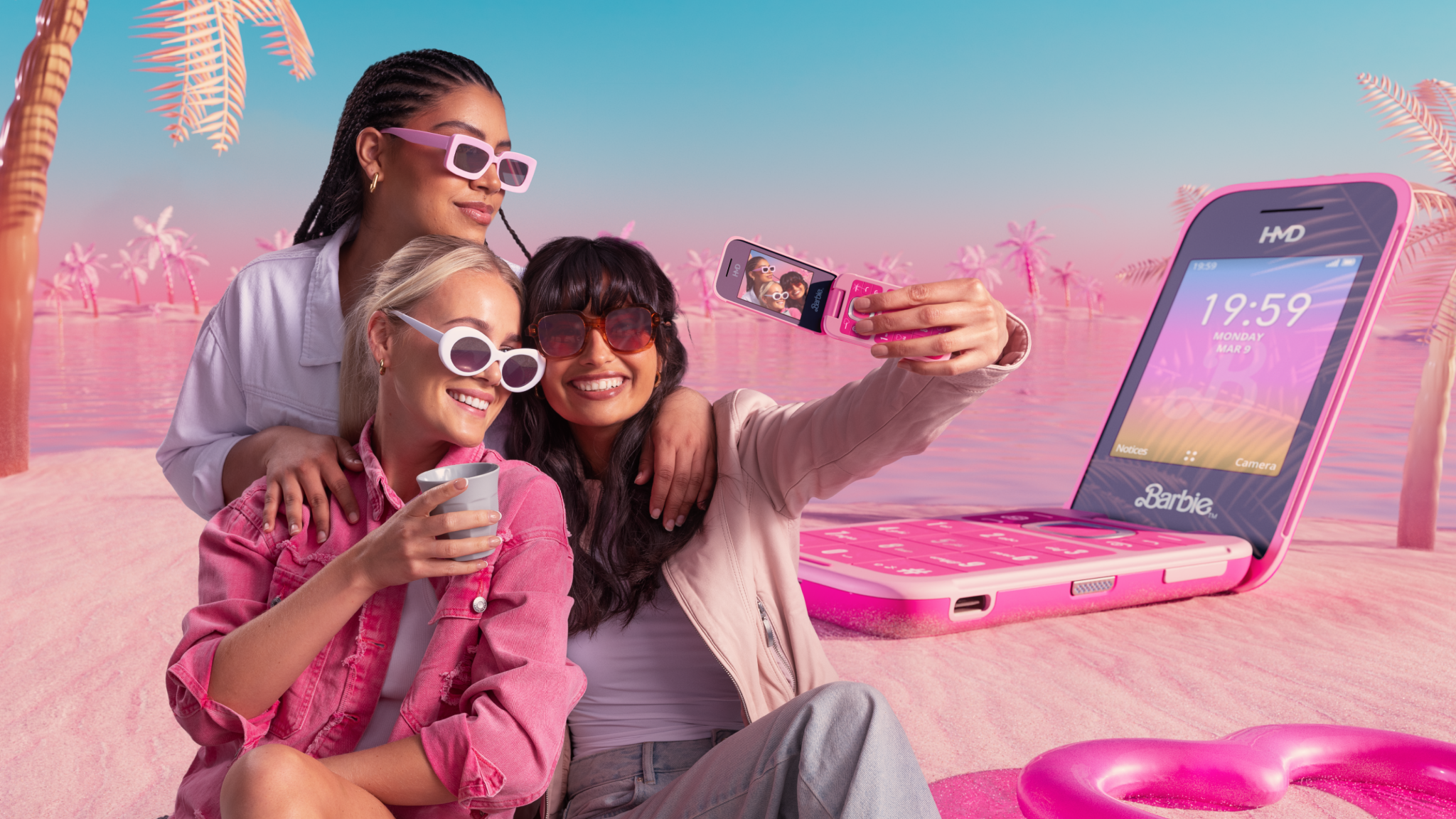 Barbie dévoile un téléphone à clapet rétro pour vous aider à ...