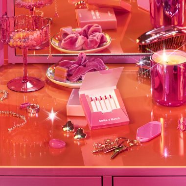 Tinder lance une collection de maquillage pour votre premier date