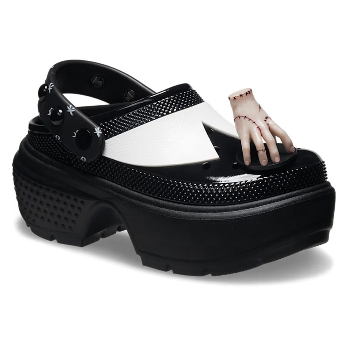 Crocs collabore avec Mercredi Addams pour une paire insolite... avec La ...