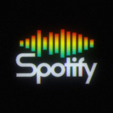 Ce graphiste réinvente les logos des grandes marques façon années 80 ...