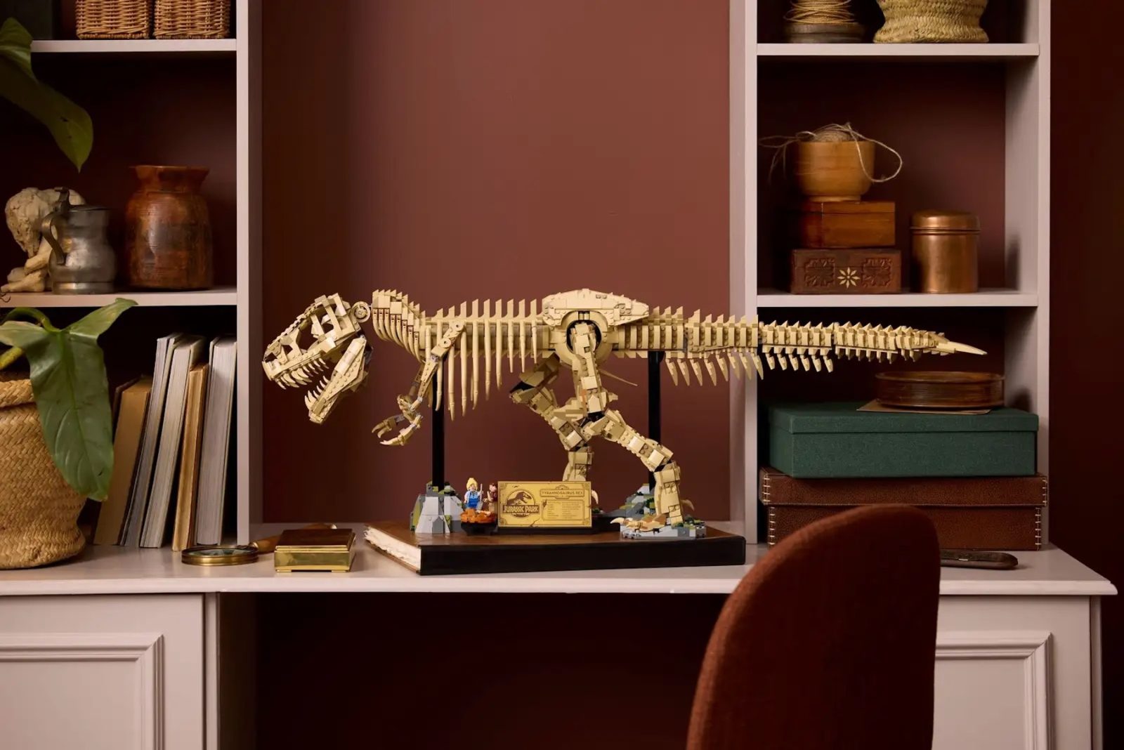 LEGO sort un squelette de T-Rex de 3145 briques qui mesure 1 mètre de ...