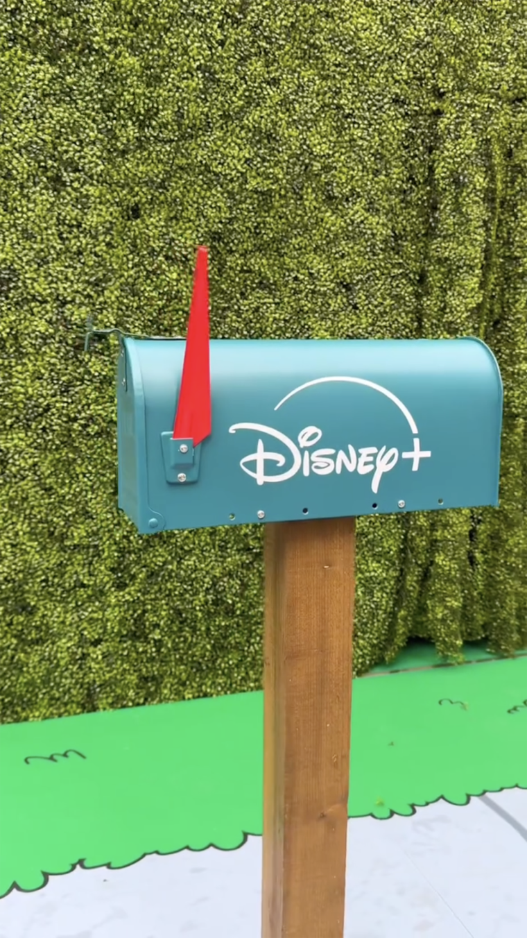Disney+ transforme un mème culte des Simpson en attraction réelle ...