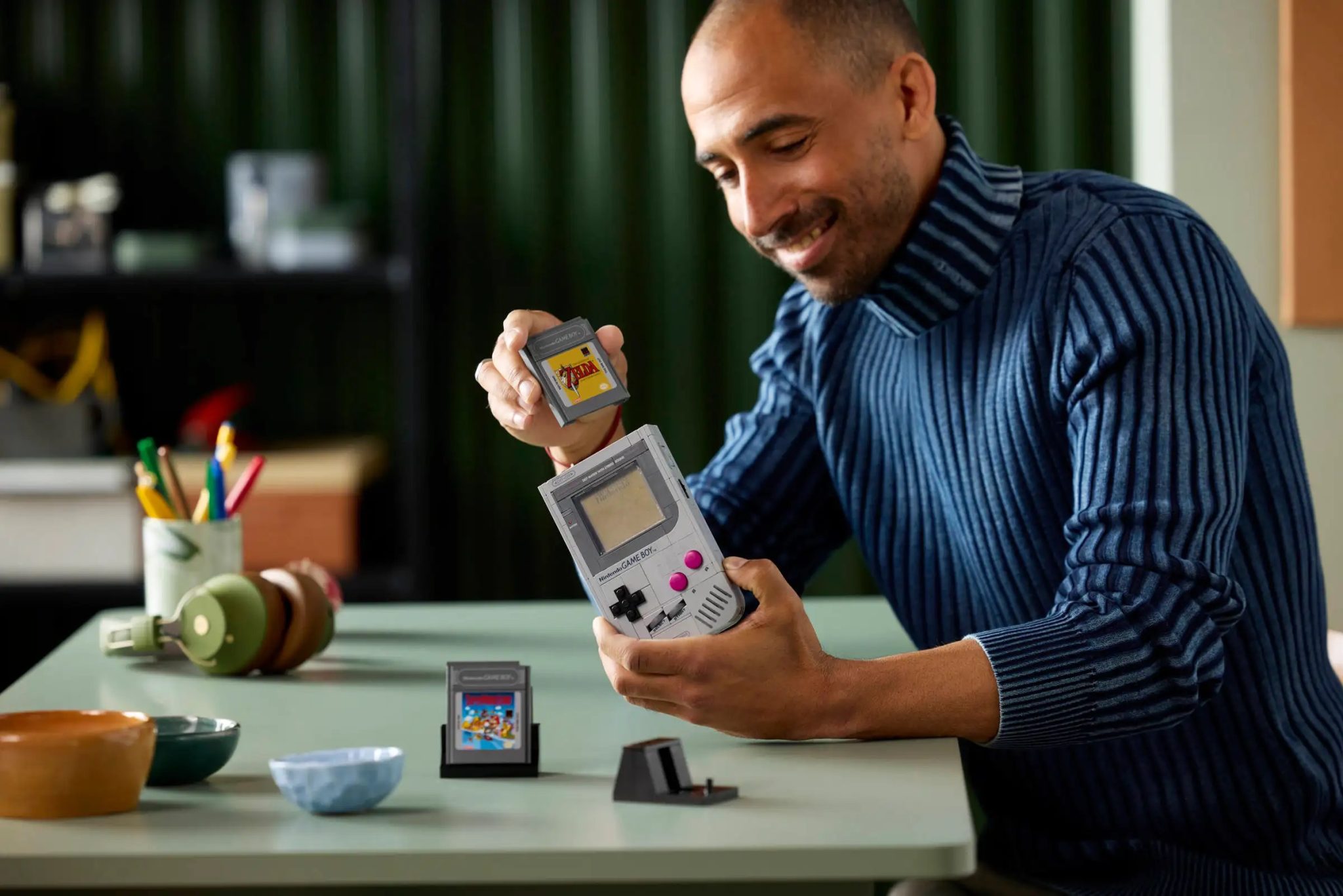 LEGO sort une Game Boy grandeur nature en briques à construire soi-même ...